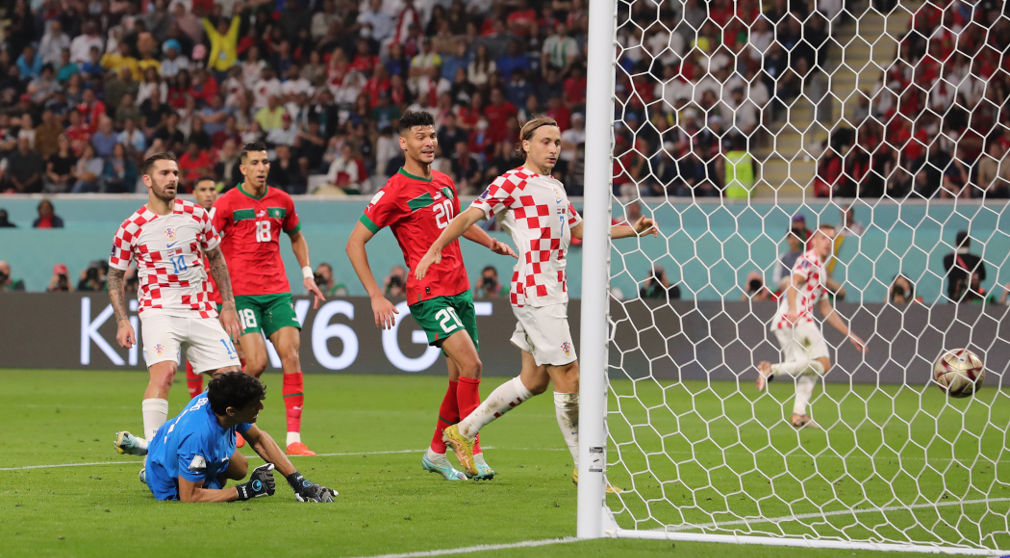 Orisic gives Croatia halftime lead against Morocco | SuperSport