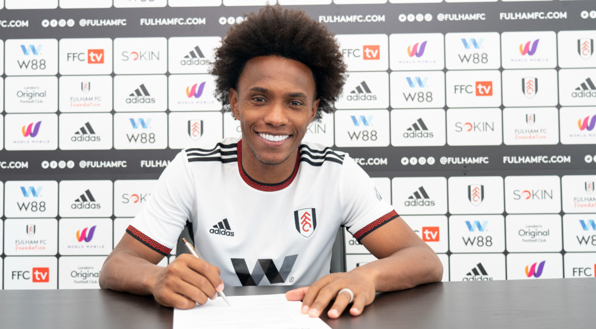 Willian joins Fulham to return to Premier League | SuperSport