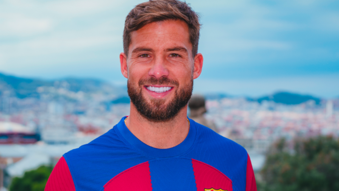 Barcelona sign defender Inigo Martinez on free transfer | SuperSport