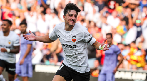 Valencia scrape vital win over Real | SuperSport