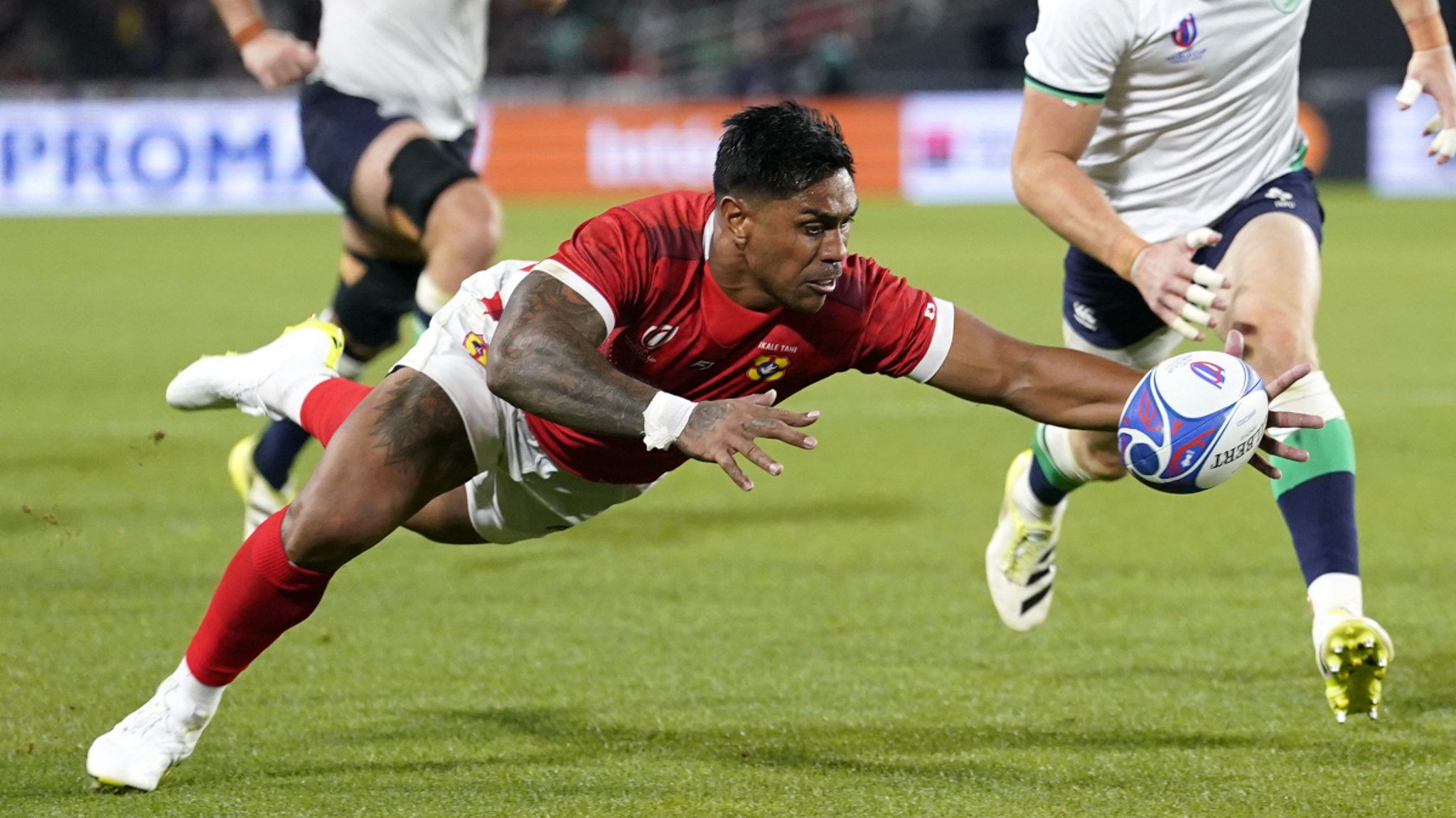 Time for the real Tonga to show up, says star centre Fekitoa | SuperSport