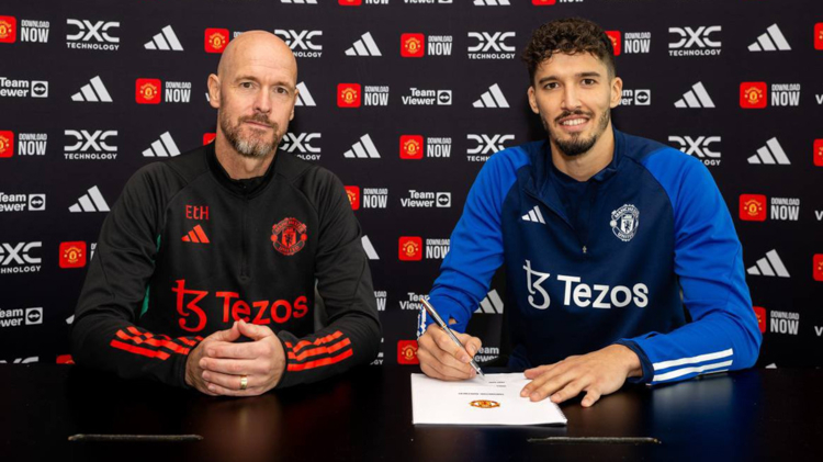 Man Utd sign Turkey keeper Bayindir, loan Reguilon from Spurs | SuperSport