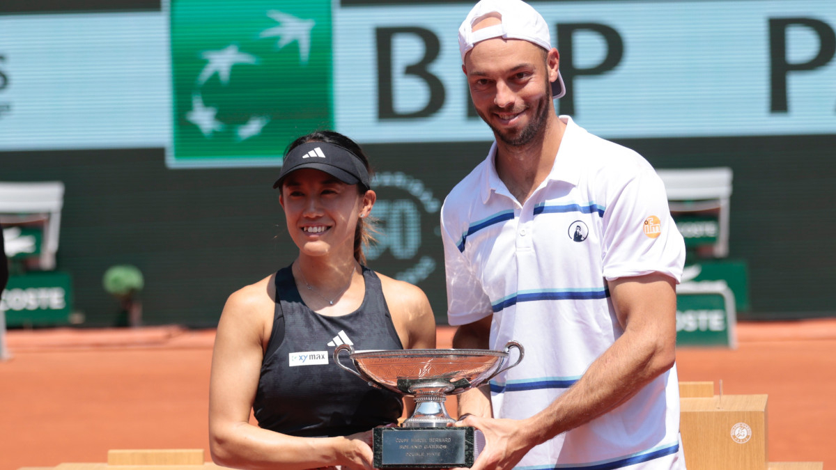 Kato becomes French Open champion | SuperSport