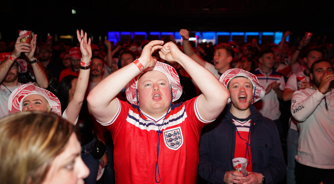 England fans face stadium ban over crusader costumes in Qatar | SuperSport