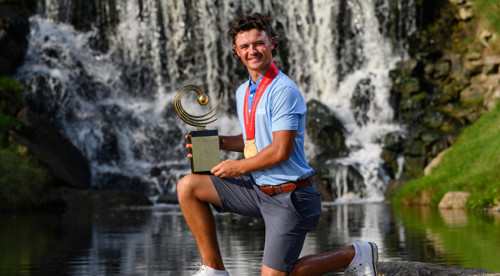Crowe secures Masters, Open places with Asian amateur golf crown ...