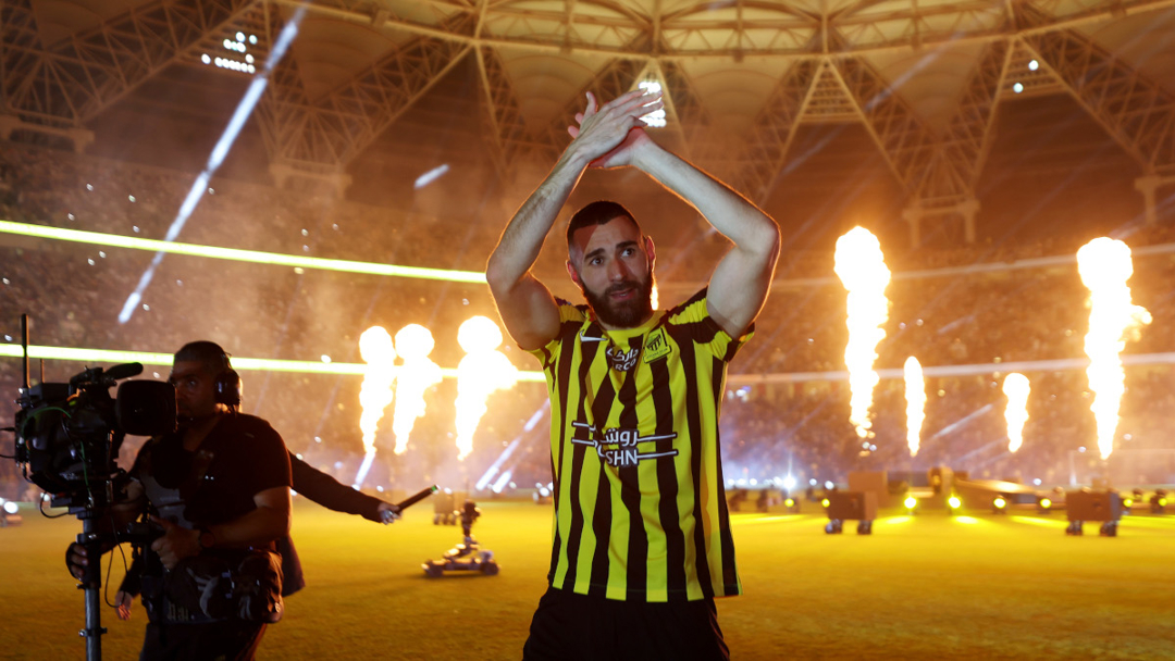 After missing out on Messi, Saudis give Benzema gala welcome | SuperSport