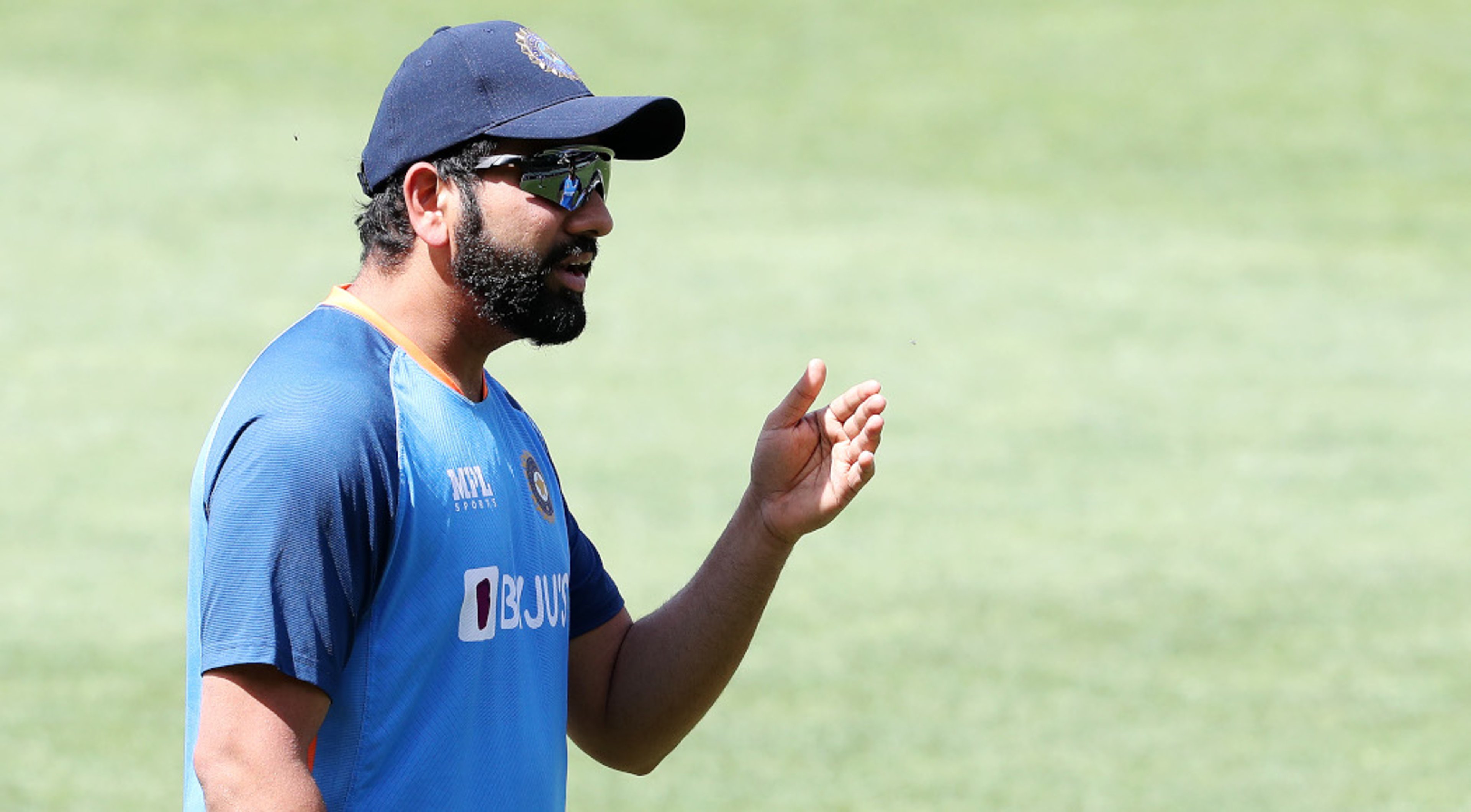 Rohit out of final Bangladesh ODI with thumb injury | SuperSport