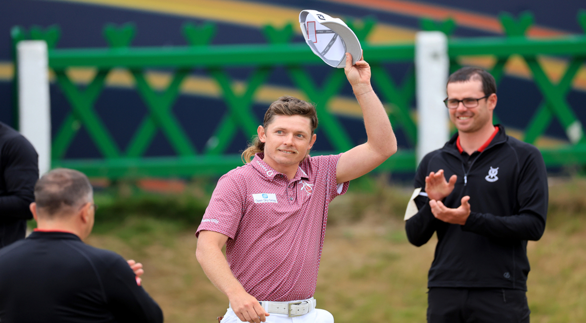 Mullet-sporting Smith breaks down major door | SuperSport