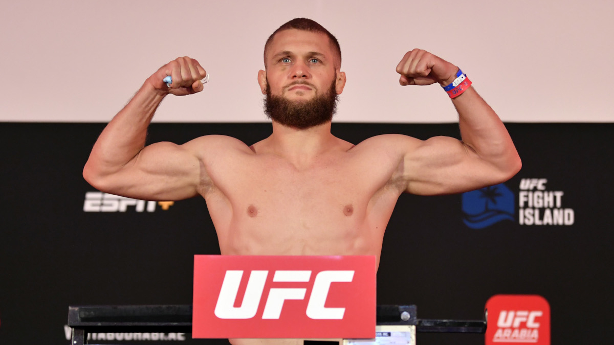Fiziev, Gamrot battle to rise up the lightweight ranks | SuperSport